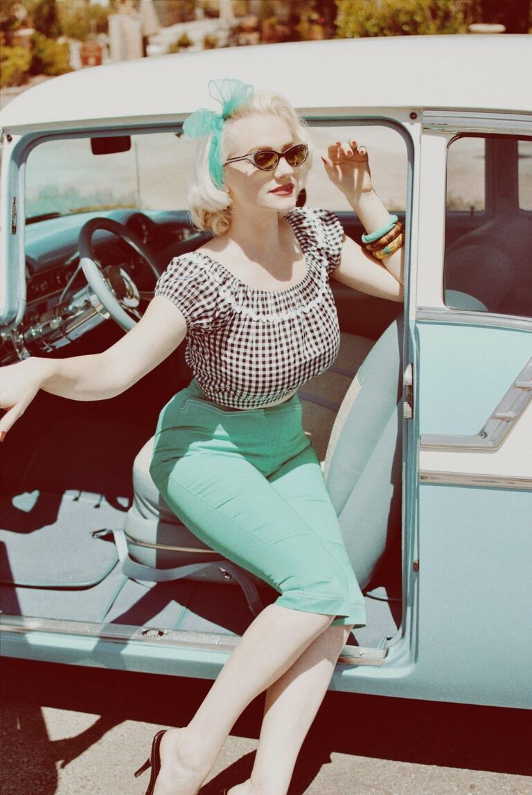 1950s Rockabilly Fashion for Women: The Ultimate Retro Style Guide ...